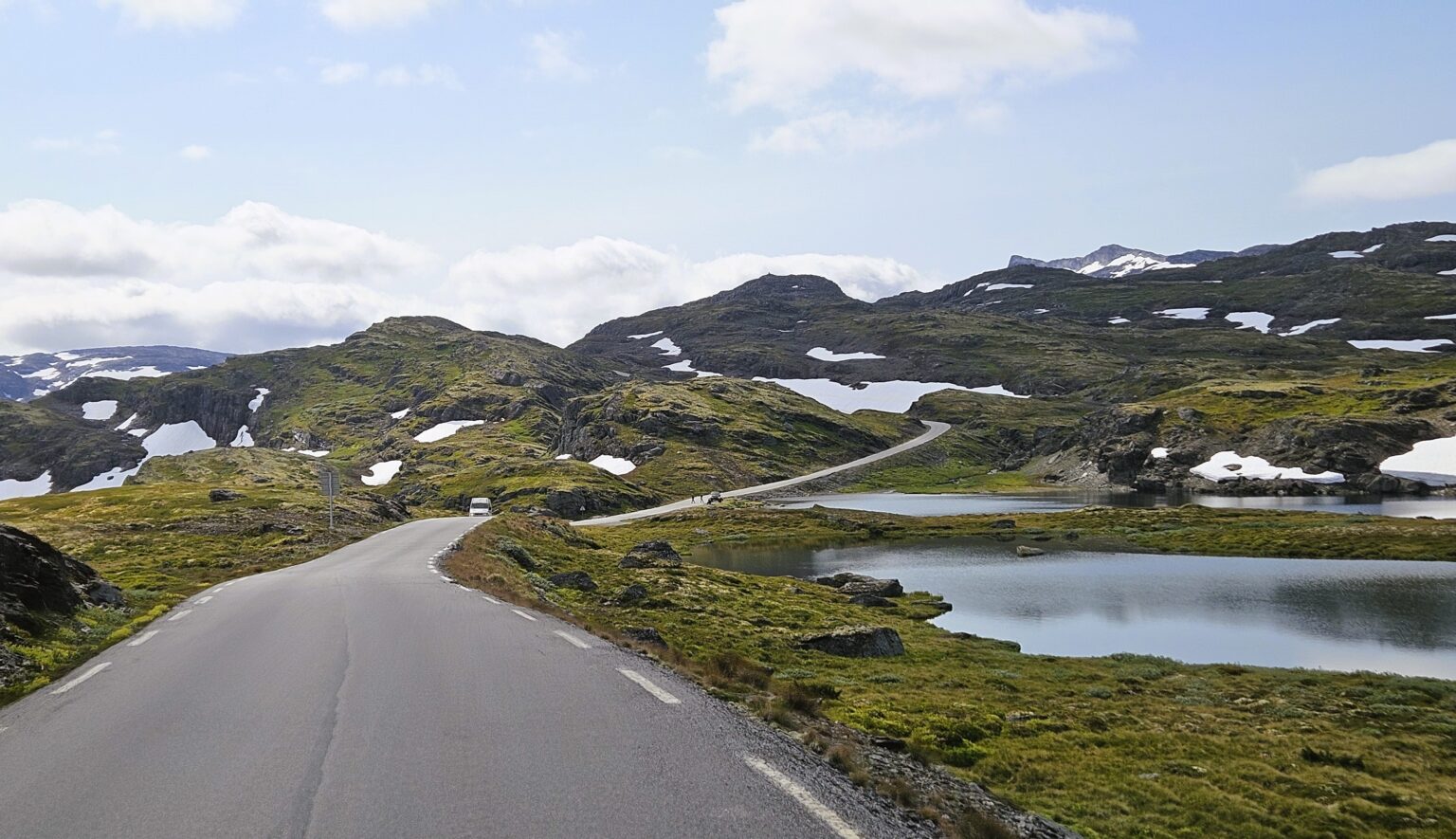 Aurlandsfjellet – The Snow Road: Norway’s Most Scenic Mountain Drive ...